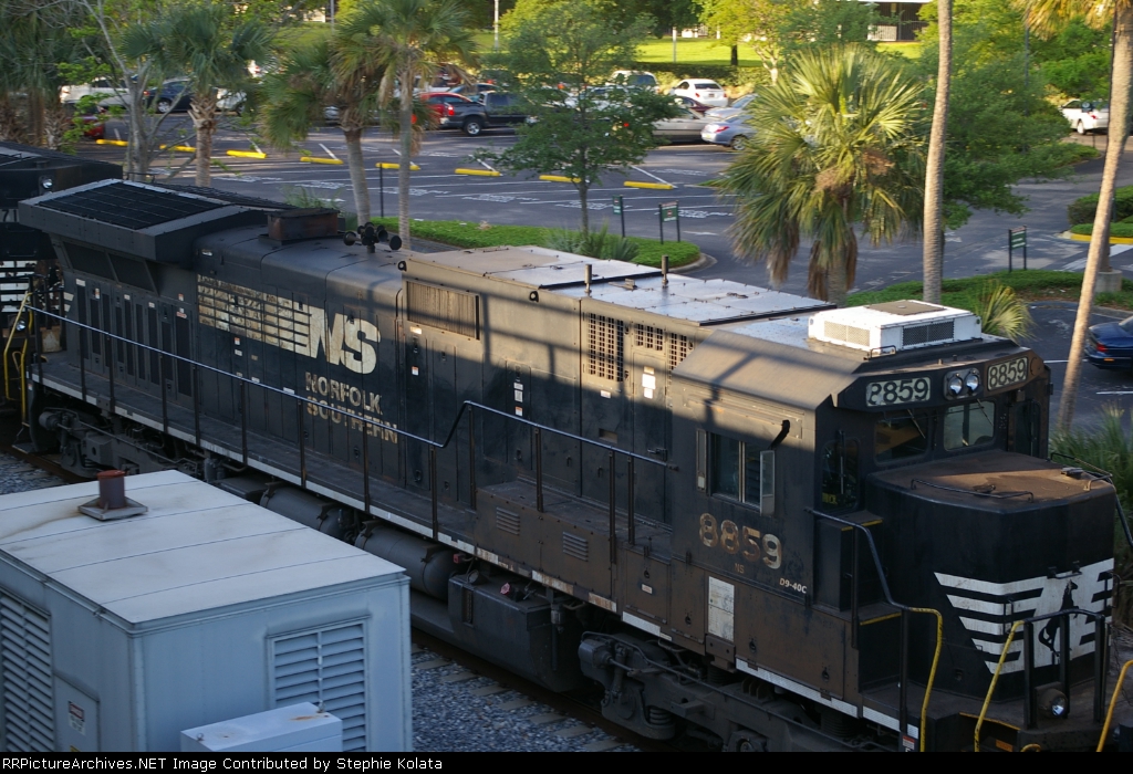 NS 8859 APPROACHING DRAW BRIDGE